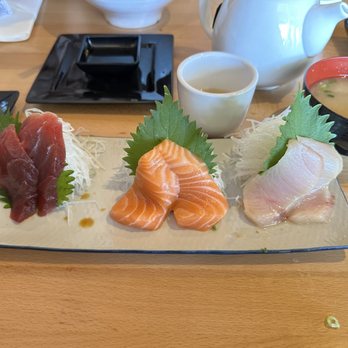 KARMA SUSHI BAR GRILL - Updated June 2024 - 787 Photos & 935 Reviews ...