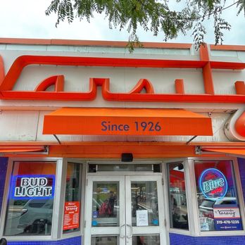 VARSITY PIZZA - Updated September 2025 - 123 Photos & 140 Reviews - 802 ...