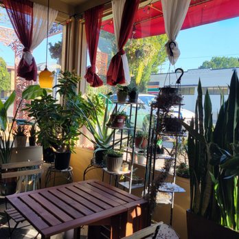 THAI POD RESTAURANT - Updated August 2025 - 70 Photos & 237 Reviews ...