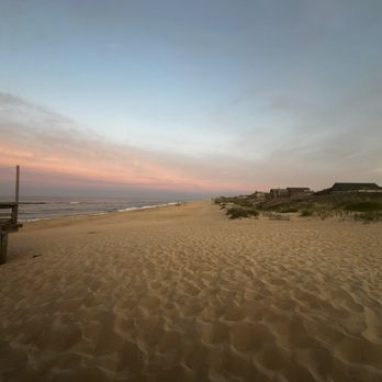 FISH HEADS BAR AND GRILL - Updated August 2024 - 406 Photos & 513 ...