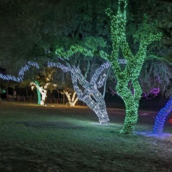 THE JONES CHRISTMAS RANCH - Updated November 2025 - 31 Photos - 43360 ...