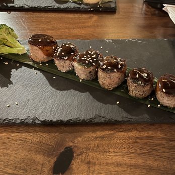 KUJIRA SUSHI & BAR - Updated July 2024 - 233 Photos & 64 Reviews - 736 ...