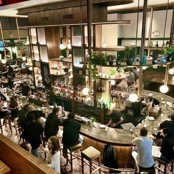 ALBERT’S BAR - Updated August 2024 - 195 Photos & 96 Reviews - 140 E ...