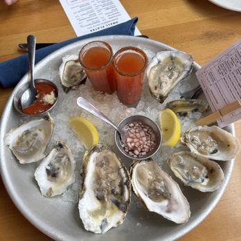 BLUE ISLAND OYSTER BAR AND SEAFOOD - Updated May 2026 - 532 Photos ...