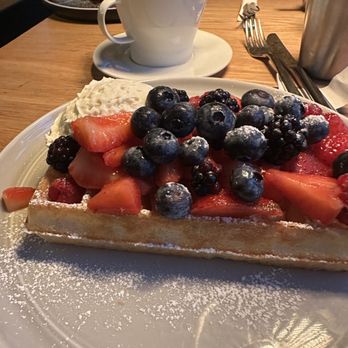 NERO WAFFLES - Updated July 2024 - 1212 Photos & 548 Reviews - 1002 ...