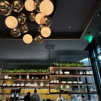 HAMILTON’S - Updated September 2025 - 151 Photos & 65 Reviews - 1401 ...