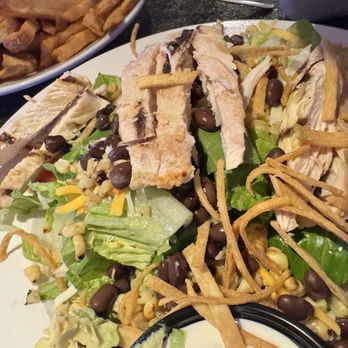 BIGS - Updated October 2025 - 491 Photos & 662 Reviews - 323 N State ...