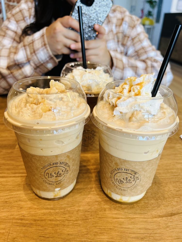 UH LA LA ORGANIC COFFEE & TEA - 96 Photos & 42 Reviews - 122 E Kern Ave ...