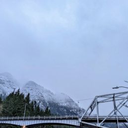 BRIDGESIDE - Updated October 2025 - 328 Photos & 257 Reviews - 745 Wa ...