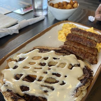 BRUNCHES - Updated June 2025 - 99 Photos & 41 Reviews - 200 Crossroads ...