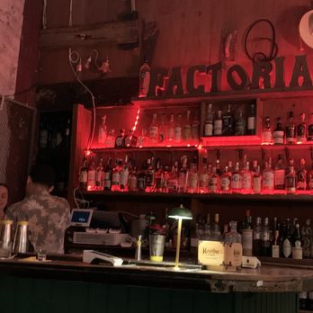 LA FACTORÍA - Updated April 2025 - 962 Photos & 723 Reviews - Calle San ...
