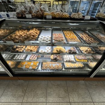 MORENO BAKERY - Updated March 2025 - 878 Photos & 800 Reviews - 737 W ...