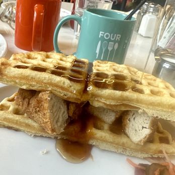 FOUR FRIENDS KITCHEN - Updated April 2024 - 1811 Photos & 1898 Reviews ...