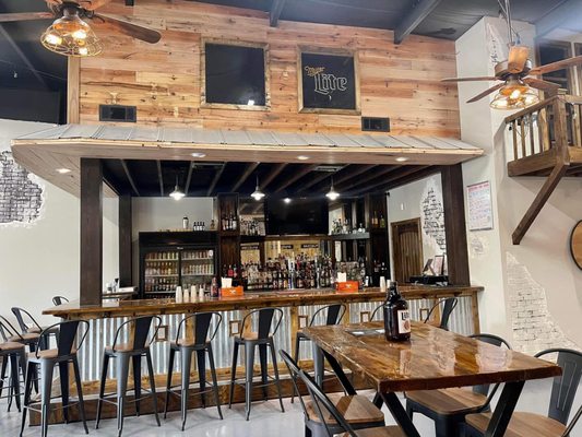 SPLINTERS AXE HOUSE AND TAVERN - Updated December 2025 - 22 Photos & 12 ...