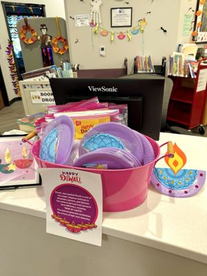 HUTTO PUBLIC LIBRARY - Updated October 2025 - 50 Photos - 500 W Live ...