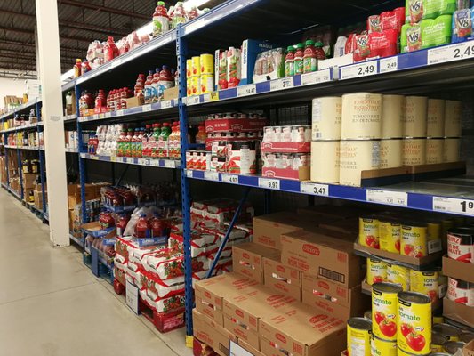 CLUB ENTREPÔT - Updated December 2025 - 12 Photos - 2107 Rue Lapierre ...