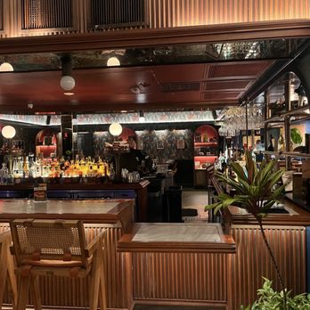 RED ROOSTER OVERTOWN - Updated December 2025 - 3139 Photos & 1039 ...