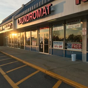GOODWILL STORE & DONATION CENTER - 15 Photos - 976 Poquonnock Rd ...