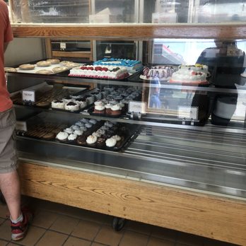 Long’s Bakery - Takeout & Delivery - 347 Photos & 476 Reviews - Donuts ...