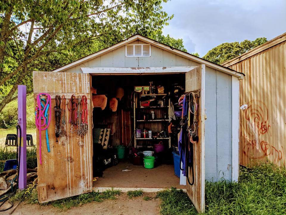 LUELLA STABLES - Updated November 2025 - 14 Photos - 2614 Locust Grove ...