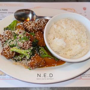 ENOMAH - Updated April 2025 - 1508 Centre St, Detroit, Michigan - Asian ...