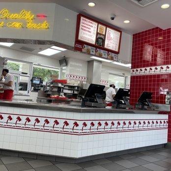 In N Out Burger Updated April 2025 529 Photos 507 Reviews 10918