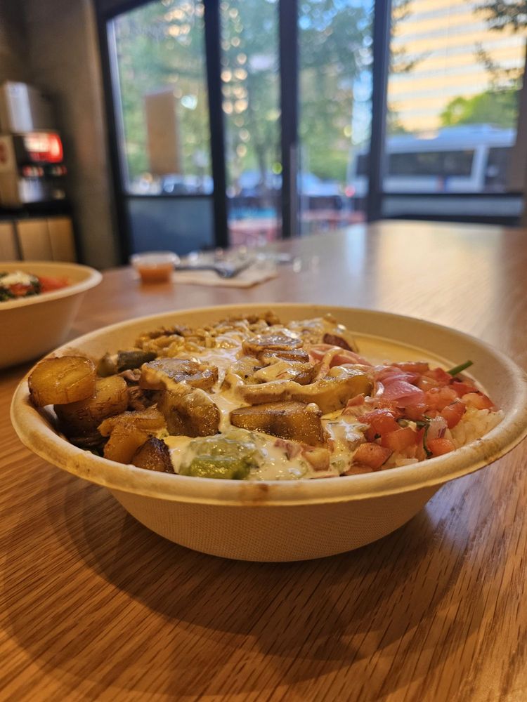 MEZEH MEDITERRANEAN GRILL - Updated July 2024 - 1100 S Hayes St ...