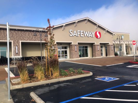 SAFEWAY - 30 Photos & 27 Reviews - 19555 S Mountain House Pkwy ...