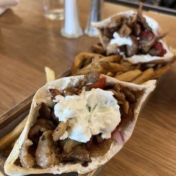 ESTIATORIO PLAKA - Updated November 2024 - 510 Photos & 78 Reviews ...