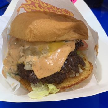 BURGER BODEGA - Updated May 2024 - 658 Photos & 366 Reviews - 4520 ...