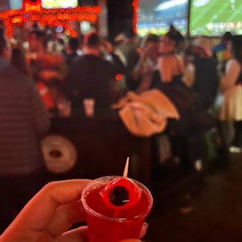 SLUGGERS WORLD CLASS SPORTS BAR - Updated April 2025 - 199 Photos & 574 ...