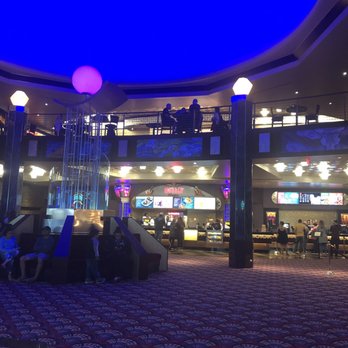 REGAL WARREN MIDWEST CITY - Updated July 2025 - 159 Photos & 38 Reviews ...