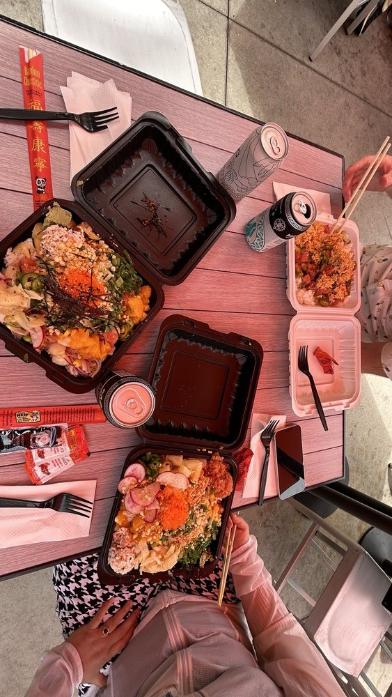 POKI POKI BOBA & BREWSKI - Updated December 2024 - 31 Photos & 25 ...