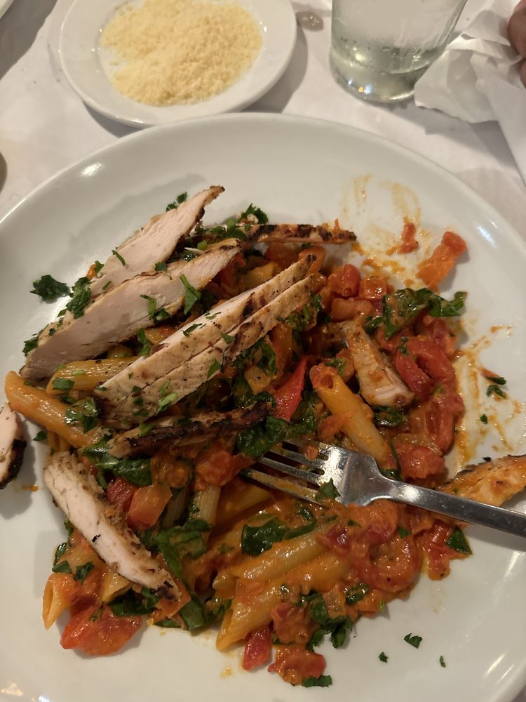 ROMANO’S MACARONI GRILL - Updated August 2024 - 17 Photos & 21 Reviews ...