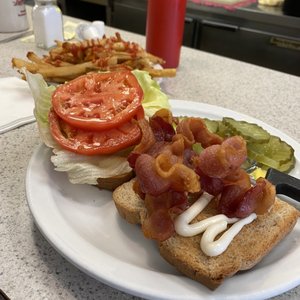LARRISON’S DINER - 35 Photos & 31 Reviews - 200 S Chestnut St, Seymour ...