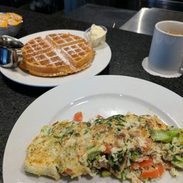 GRIDDLE 24 - Updated September 2025 - 492 Photos & 389 Reviews - 334 W ...