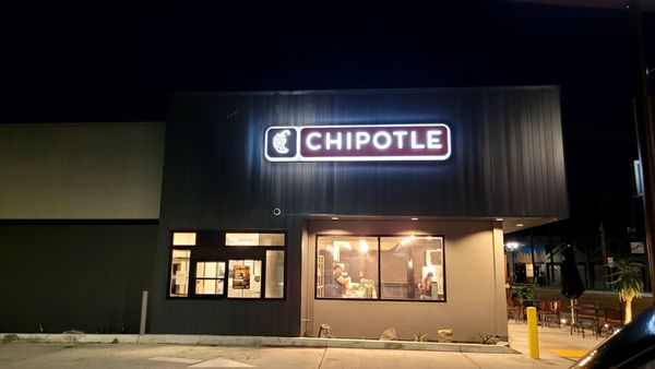 CHIPOTLE MEXICAN GRILL - Updated January 2025 - 10 Photos & 17 Reviews ...