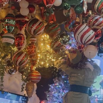 ELF’D UP - Updated November 2025 - 260 Photos & 40 Reviews - 3485 N ...