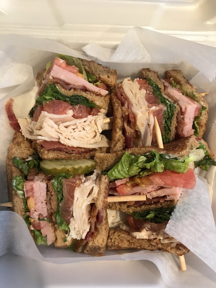 STRAWBERRY FIELDS RESTAURANT - 81 Photos & 193 Reviews - Diners - 51070 ...