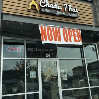 CHADA THAI LYNNWOOD - Updated October 2024 - 40 Photos - 2902 164th St ...