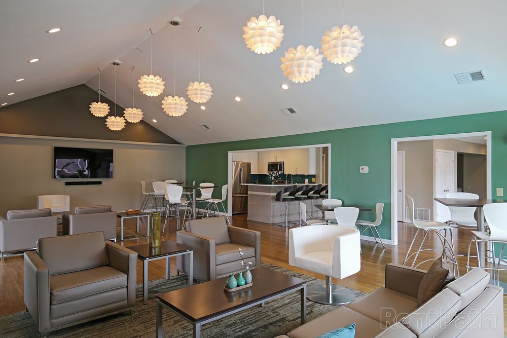 PINEGATE APARTMENTS - Updated June 2025 - 13 Photos & 13 Reviews - 9002 ...