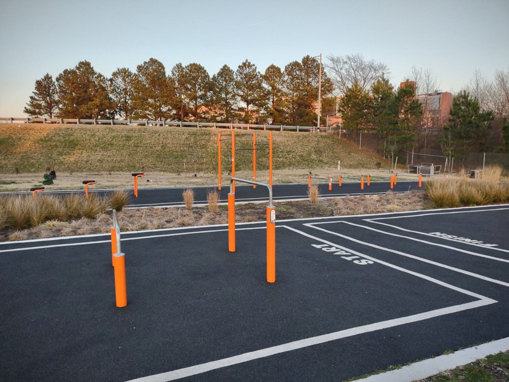 PLUM POINT PARK - Updated January 2026 - 44 Photos - Elizabeth River ...