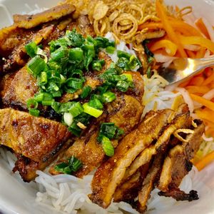 ANISE VIETNAMESE CUISINE - 44 Photos & 25 Reviews - 600 Kings Hwy N ...