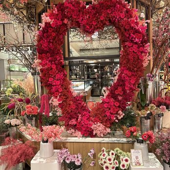 SPOILED PARROT - Updated January 2026 - 18 Photos - 96 S St, New York ...