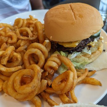 THE MASH HOUSE - Updated July 2024 - 187 Photos & 103 Reviews - 10 E ...