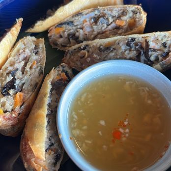 THE BLIND GOAT - Updated May 2025 - 669 Photos & 250 Reviews - 8145 ...