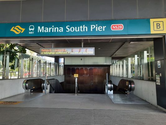 MARINA SOUTH PIER MRT STATION - Updated April 2025 - 24 Photos - 33 ...