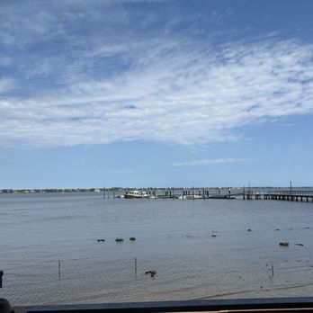 WATERFRONT - Updated June 2025 - 326 Photos & 319 Reviews - 131 SW ...