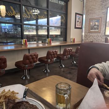 SUN CATTLE - Updated November 2025 - 282 Photos & 200 Reviews - 800 W ...