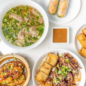 PHO 400 - Updated July 2024 - 113 Photos & 123 Reviews - 400 Old Hwy 8 ...